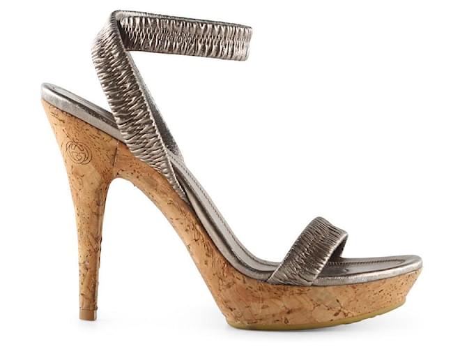 Gucci Metallic Bronze Leather Strappy Cork Platform Sandals ref.786641 ...