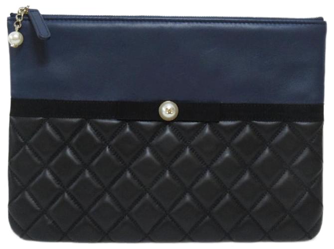 Chanel Matelasse Leather Clutch Bag Blue Lambskin ref.791761 - Joli Closet
