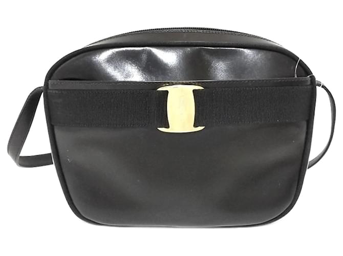 Salvatore Ferragamo Gancini Cuir Noir ref.797461 - Joli Closet