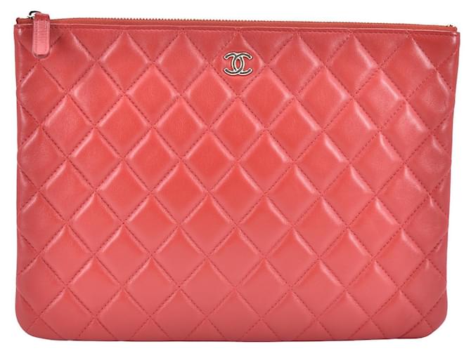Chanel C22 Red Leather ref.815596 - Joli Closet