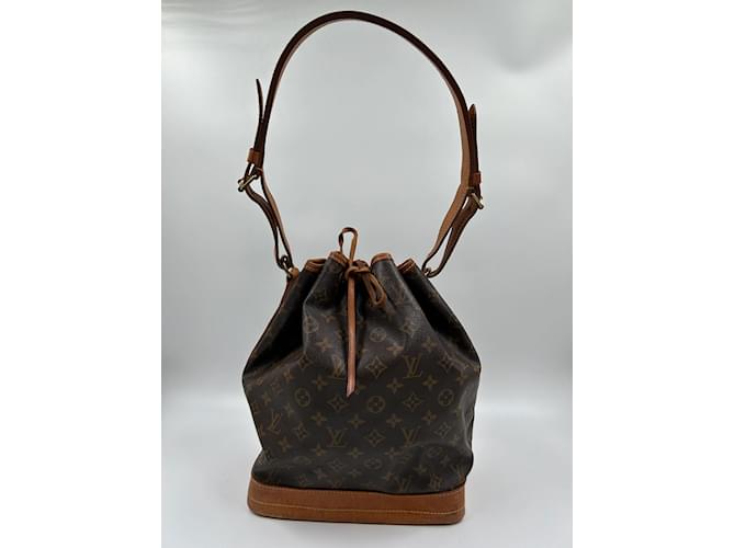 Toile enduite marron Louis Vuitton Noe ref.816109 - Joli Closet