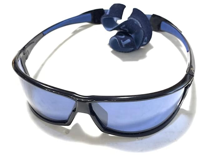 Louis Vuitton Multiple colors Plastic ref.840403 - Joli Closet