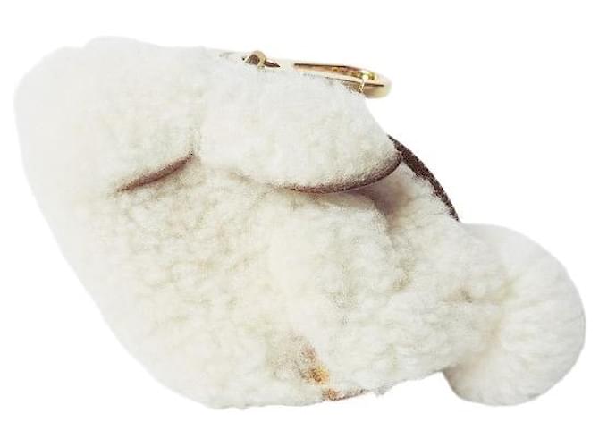 Loewe Rabbit White Leather ref.857270 - Joli Closet