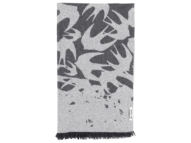 Alexander McQueen Large Bird Crow Scarf in Black Cotton ref.862329 ...