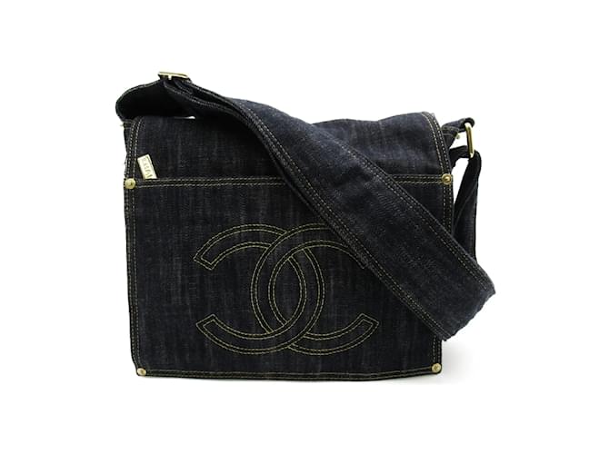 Chanel CC Denim Crossbody Bag Blue ref.882221 - Joli Closet