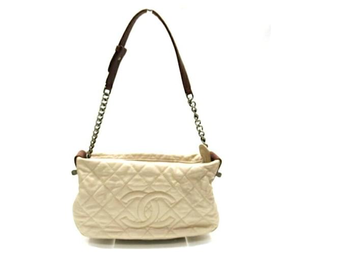 Chanel Matelassé Beige Leather ref.897035 - Joli Closet