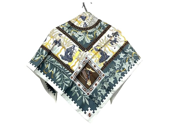 Hermès HERMES CARRE 90 Multiple colors Silk ref.902825 - Joli Closet