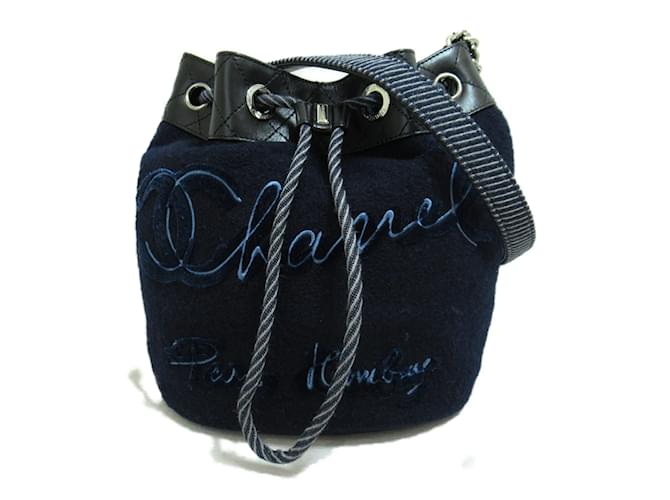Chanel Wool Drawstring Bucket Bag Blue Cloth ref.904426 - Joli Closet