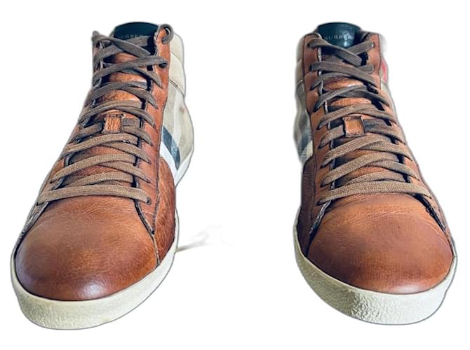 Burberry Sneakers Brown Leather ref.939169 - Joli Closet