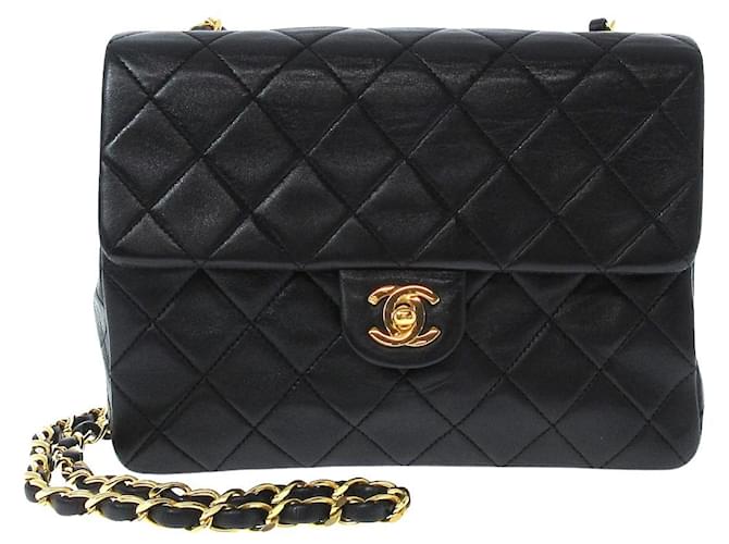 Timeless Chanel Matelassé Black Leather ref.1007231 - Joli Closet