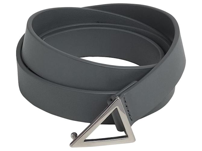 Bottega Veneta Triangle leather belt Grey ref.977567 - Joli Closet