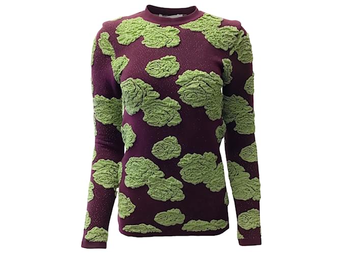 Toga Pulla Haut Toga bordeaux avec embellissements de fleurs vertes ...