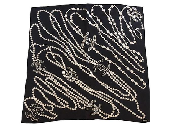 Chanel Scarves Black Silk ref.1025476 - Joli Closet
