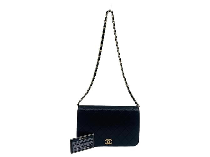 Black Leather Chanel Handbag ref.1044746 - Joli Closet