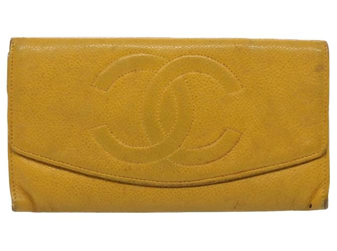 Chanel Logo CC Yellow Leather ref.1062949 - Joli Closet