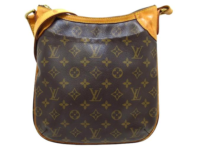 Louis Vuitton Odeon Beige Cloth ref.1080973 - Joli Closet
