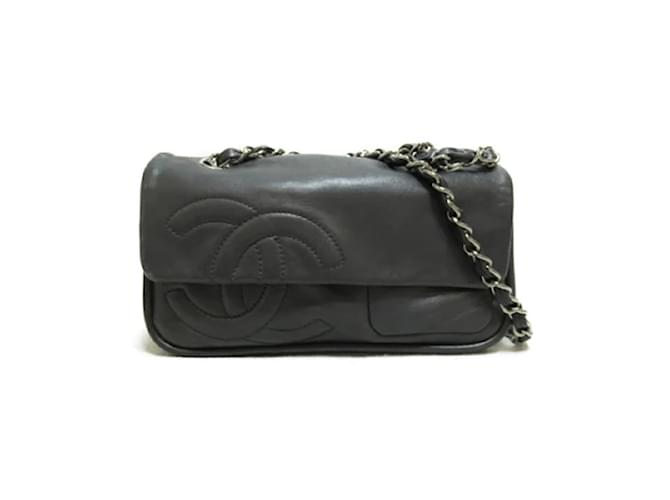 Chanel CC Timeless Shoulder Bag Black Leather Lambskin ref.1093103 ...