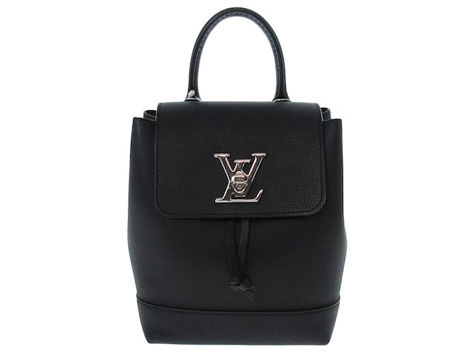 Louis Vuitton Lockme Black Cloth ref.1100372 - Joli Closet