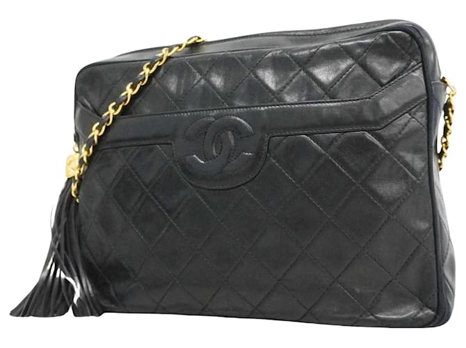 Timeless Chanel Matelassé Black Leather ref.1210139 - Joli Closet