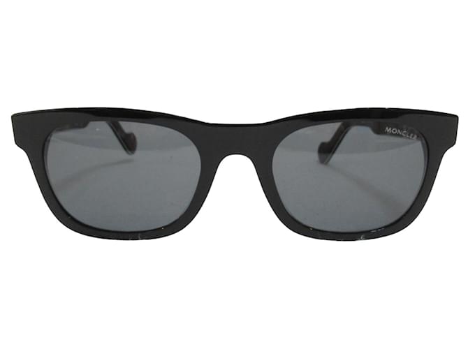 MONCLER Black Plastic ref.1211565 - Joli Closet