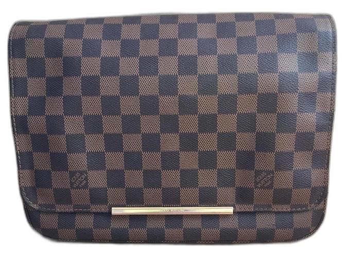 Louis Vuitton Hoxton Brown Leather ref.1226054 - Joli Closet