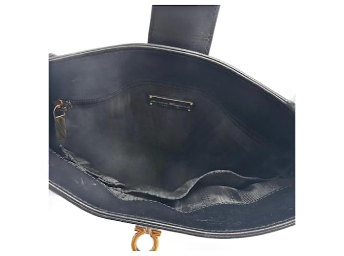 Salvatore Ferragamo Gancini Navy blue Leather ref.1231961 - Joli Closet