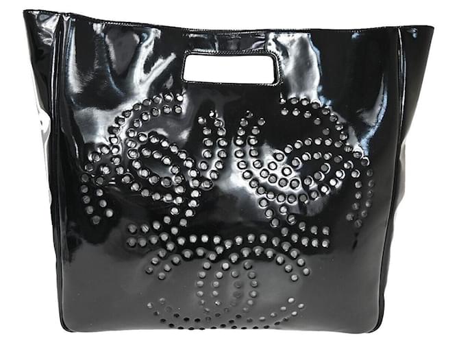 Chanel Logo CC Black ref.1304049 - Joli Closet