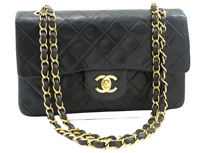 Chanel Timeless Black Leather ref.1323799 - Joli Closet