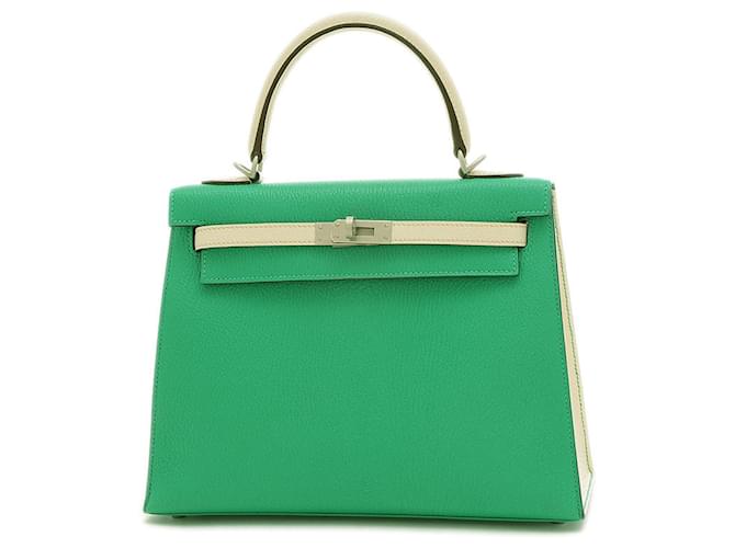 Hermès Kelly 25 Green Leather ref.1338076 - Joli Closet