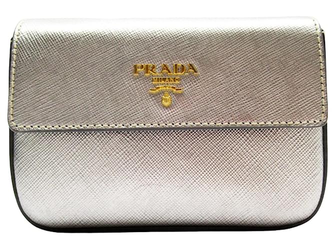 Prada Saffiano Golden Leather ref.1338467 - Joli Closet