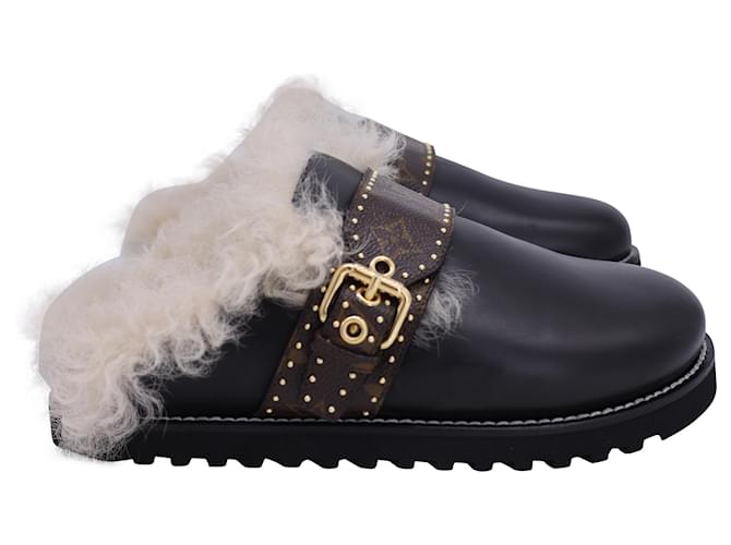 Louis Vuitton Monogram Winterbreak Flat Comfort Clog in Black Suede ...