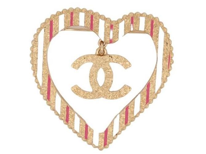 Other jewelry NINE CHANEL HEART LOGO CC GOLDEN METAL NEW BROOCH ref ...