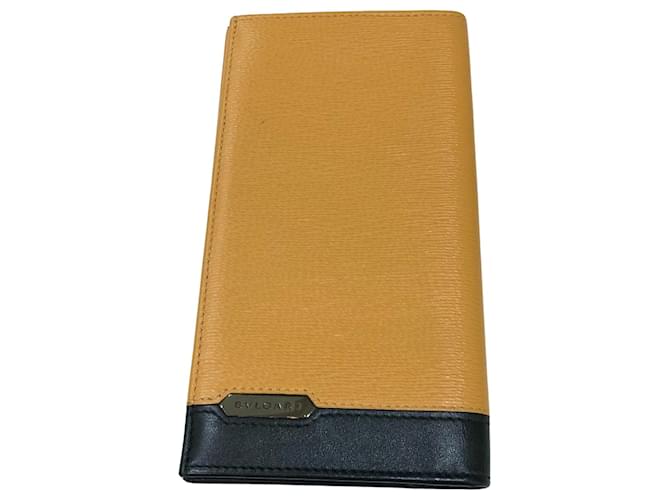 Bulgari Logo Beige Leather ref.1440303 - Joli Closet