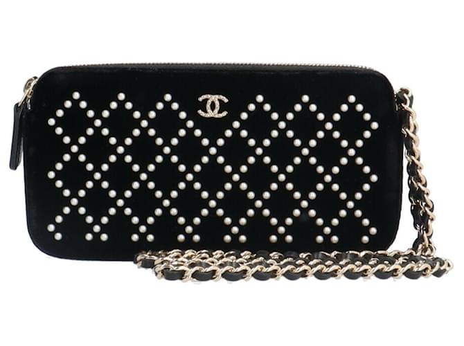 Chanel Velor Pearl Matelasse Wallet Chain Black ref.1514005 - Joli Closet
