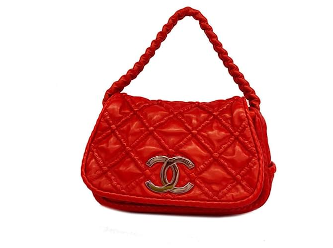 Chanel Red Leather Shoulder Bag ref.1533728 - Joli Closet