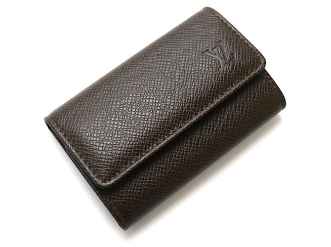Louis Vuitton Multicle 6 Key Case Brown ref.1555711 - Joli Closet