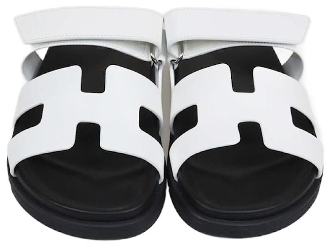 Hermès Hermes White Chypre Sandals Leather ref.1594679 - Joli Closet