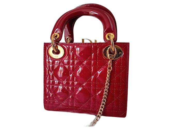 Christian Dior Mini Lady Dior red patent Suede ref.1607651 - Joli Closet