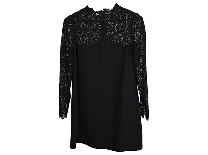 Valentino Garavani Valentino Lace Mini Dress in Black Silk ref.1612684 ...