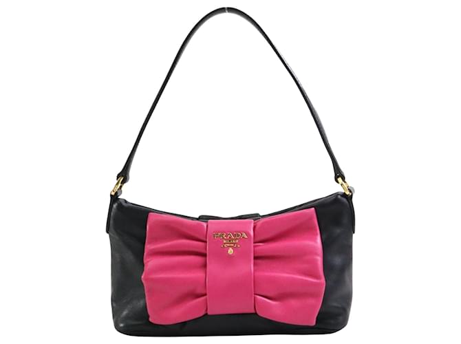 Prada Ribbon Black Leather ref.1621395 - Joli Closet