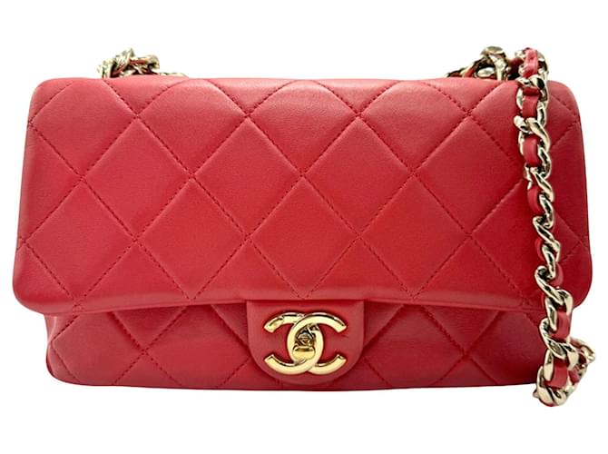 Chanel Matelassé Red Leather ref.1624340 - Joli Closet