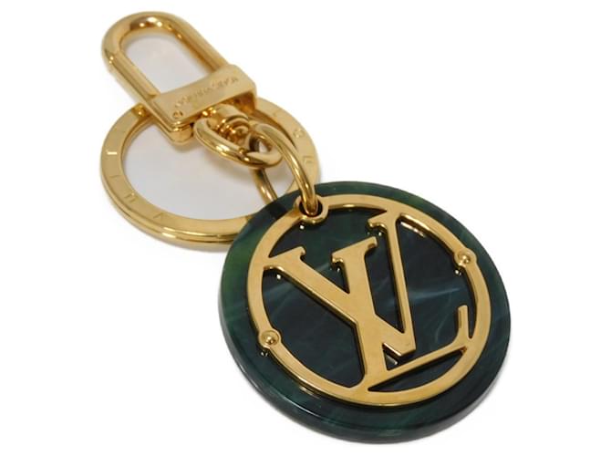 Louis Vuitton Green Keyring Plastic ref.1630721 - Joli Closet