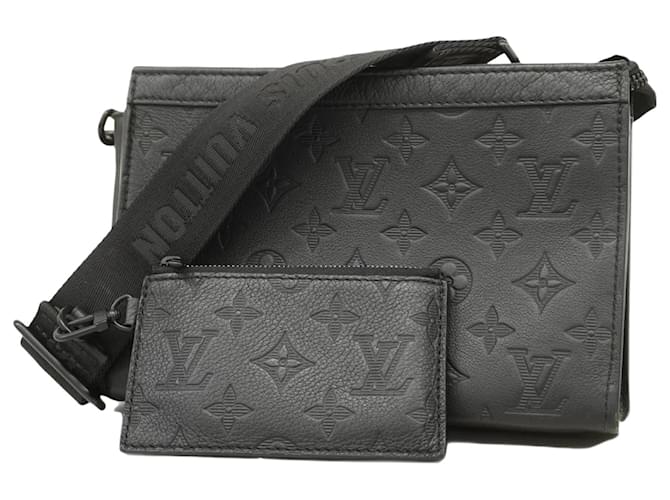 Louis Vuitton Monogram Shadow Gaston Shoulder Bag Black ref.1631541 ...