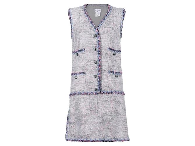 Chanel Robe en tweed nouvelle collection 8K$ Gris ref.1727742 - Joli Closet