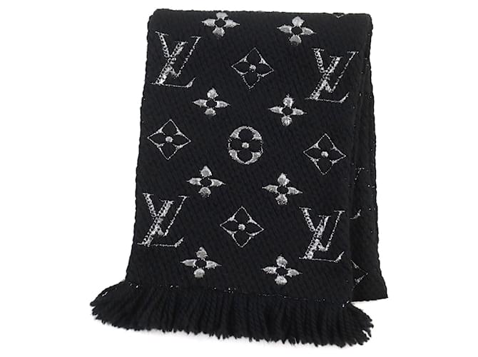 Louis Vuitton Monogram Scarf Black Silver Cloth ref.1763565 - Joli Closet