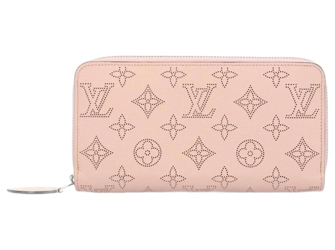 Louis Vuitton Zippy Mahina Long Wallet Pink Leather ref.1791659 - Joli ...