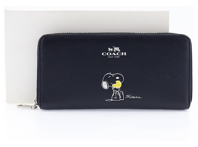 Coach Leather Zip Around Wallet Snoopy Black ref.1805702 - Joli Closet