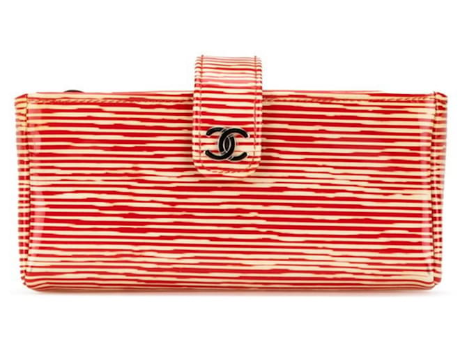 Chanel Coco Mark Border Pouch White Red Patent leather ref.1824895 ...