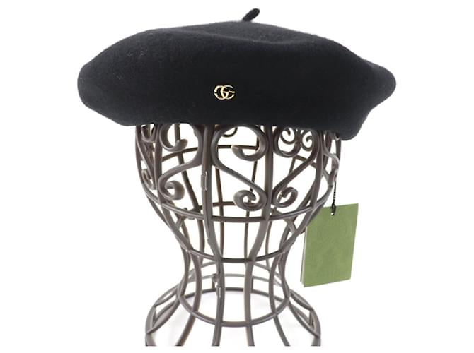 Gucci Wool GG Logo Metal Beret Hat Black ref.1853224 - Joli Closet
