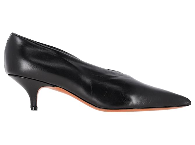 Céline Celine V Neck Pointed Toe Pumps in Black Leather ref.1872329 ...